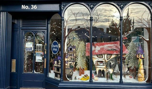 Enjoy the Magic of Our Christmas Mice Window Display in Devizes - Sight ...